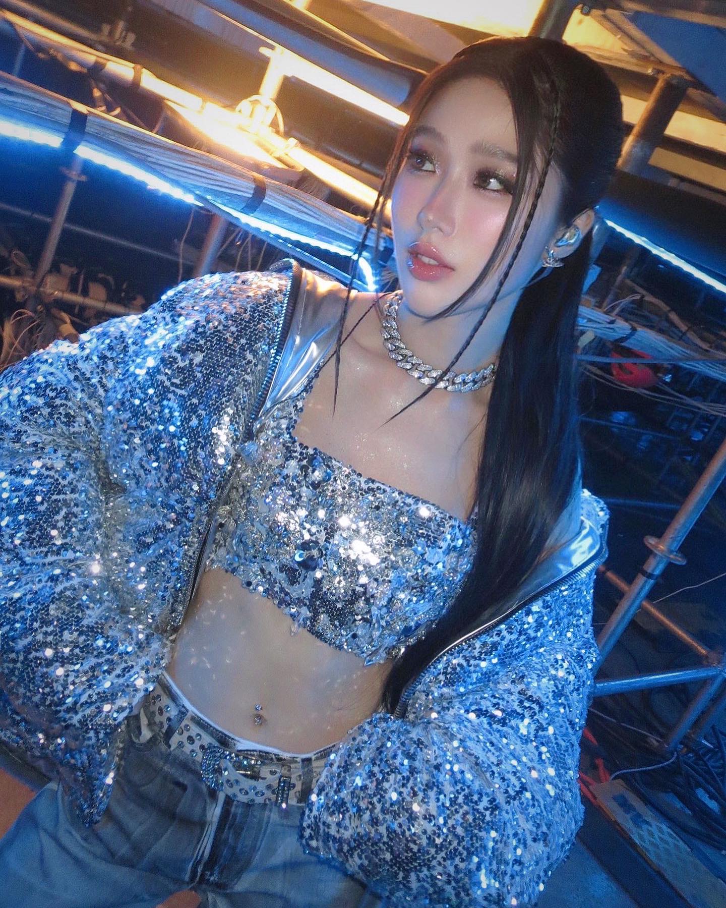 [ แก้ว FFK 8 รูป ]