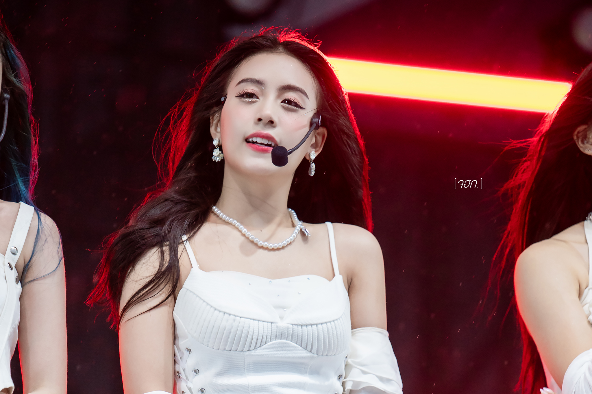 น้องฟ้อนด์ QRRA(BNK48) CAT EXPO