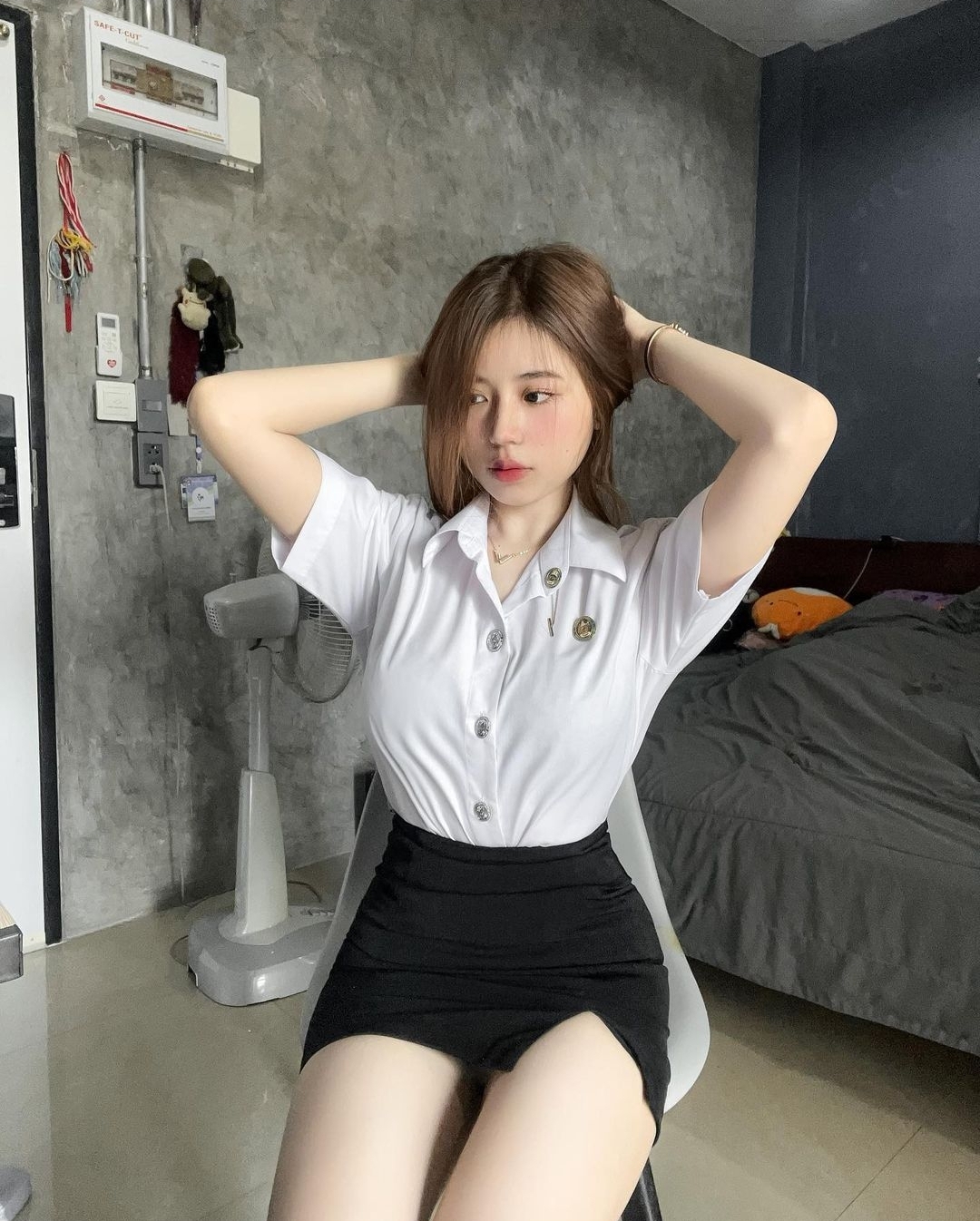 ชุดนักศึกษา