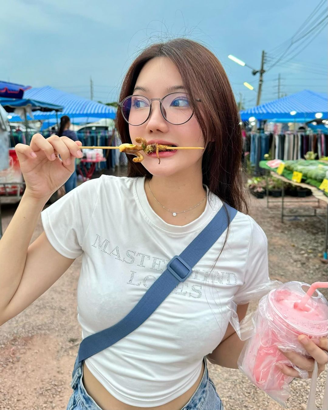 ครูครีม CreamLike 6 รูป | เสื้อสีขาว