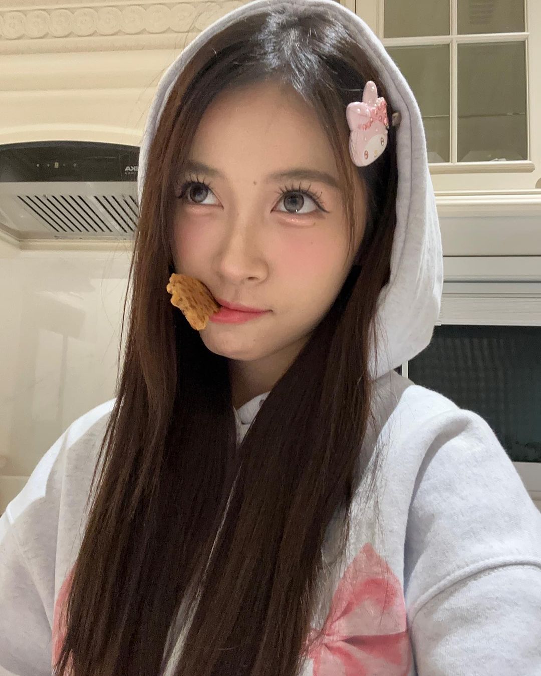 น้องฮูพ BNK48 6 รูป