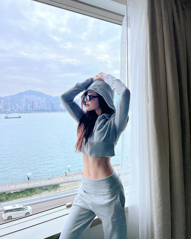 มายด์ WJMILD 7 รูป หน้าท้องฟิตๆ