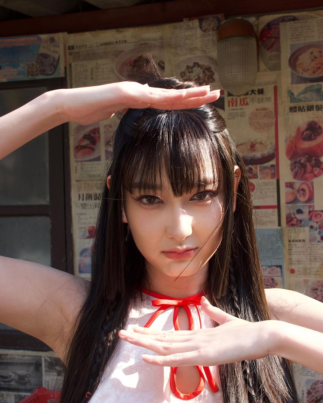 น้องแพรว นฤภรกมล 1 Set ชุดกี่เพ้า