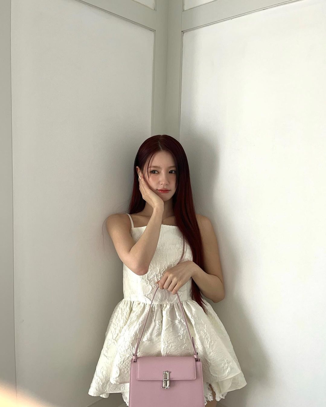 Miyeon (G)I-DLE 8 รูป