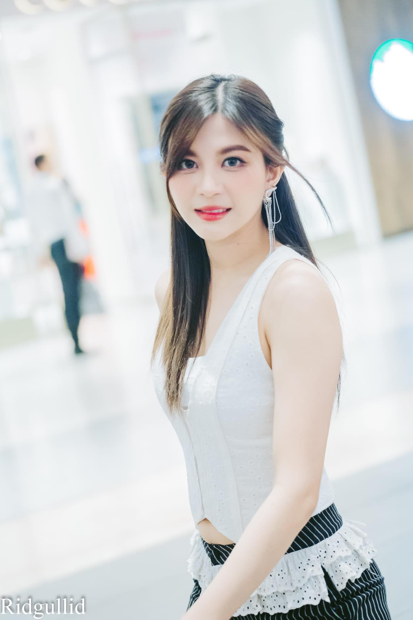 POPPER BNK48 : สวย