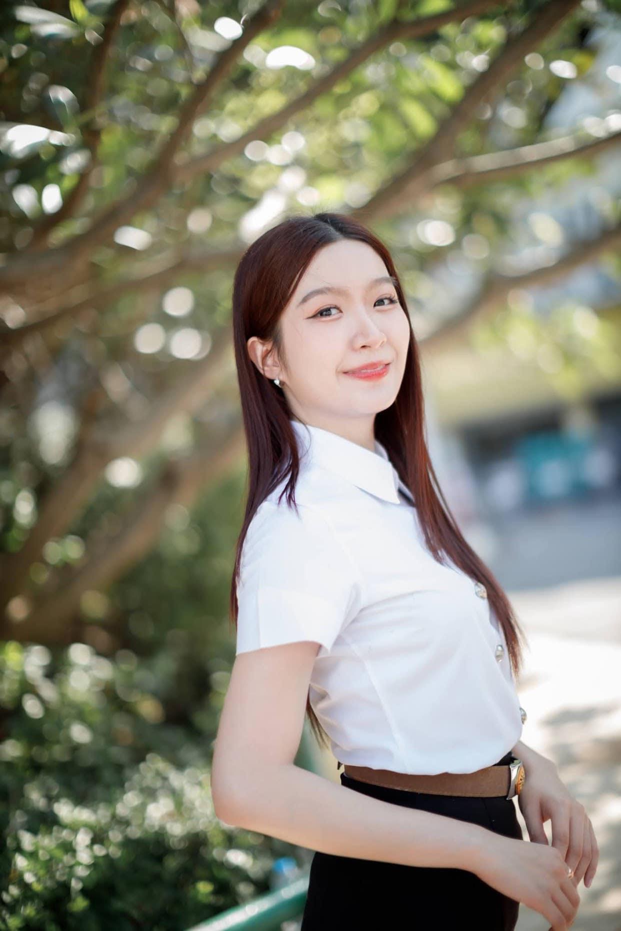 STANG BNK48 : นศ.