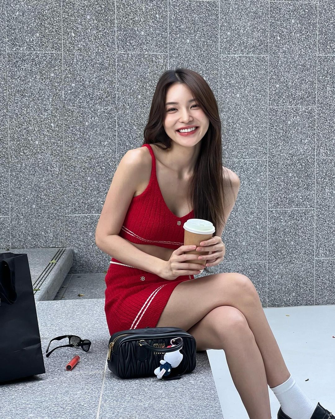 กระปุก kapookphat ชุดแดง 5 รูป