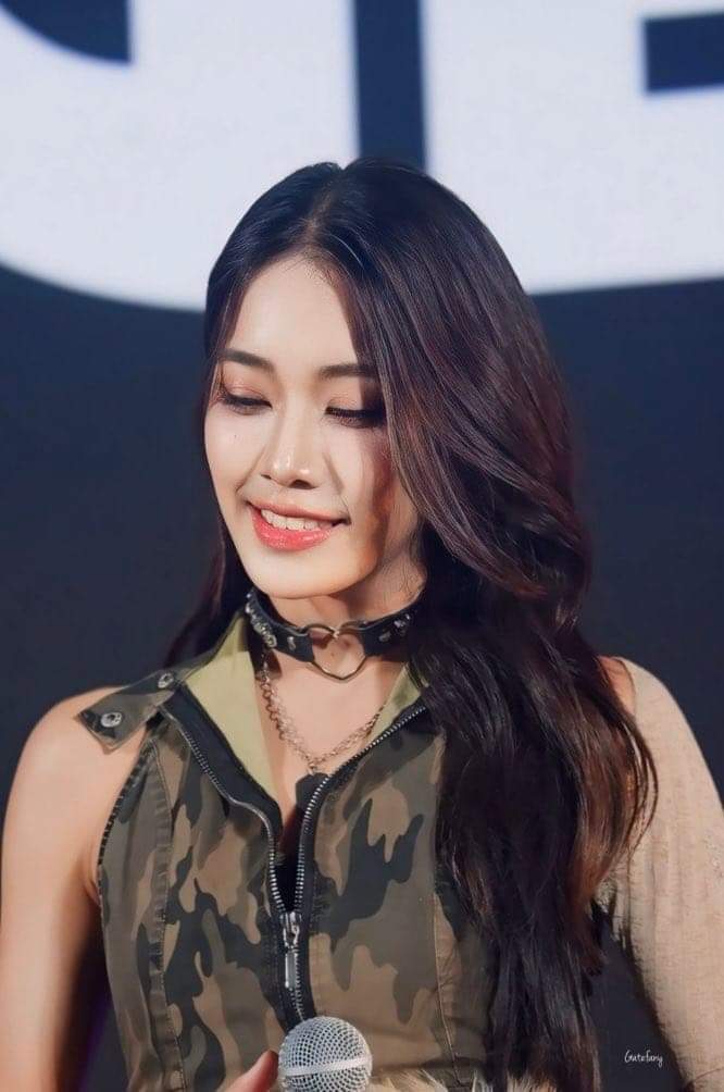 น้องมายด์ 4EVE 1 set (5G Warning)