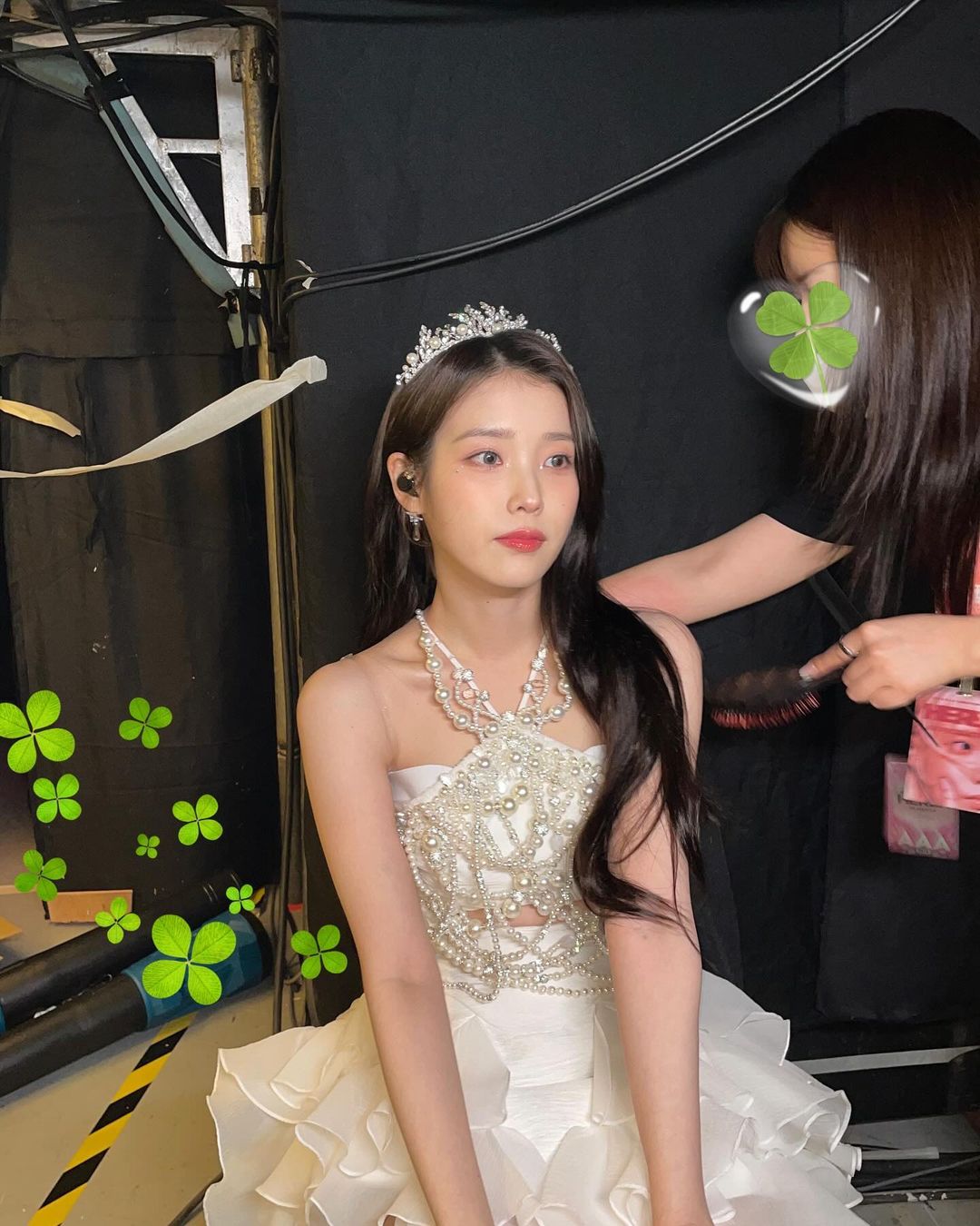 IU 5 รูป