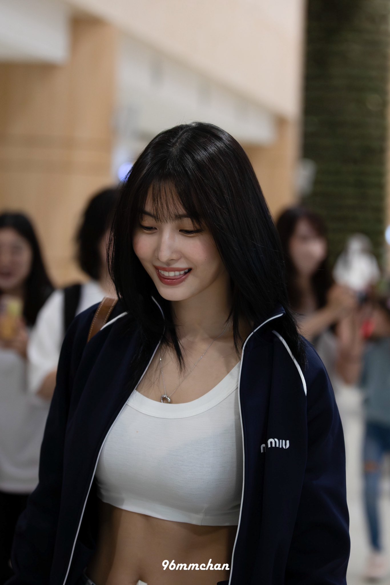 MOMO twice @สนามบิน 1 SET
