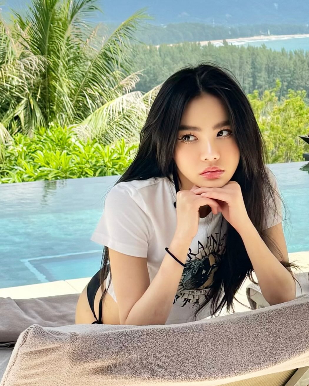 กิ๊บซี่ Girly Berry รูปเดียว หน้าเด็ก