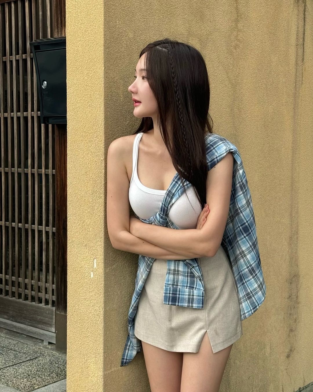 ครีม Creamlike 8 รูป เสื้อกล้ามขาว