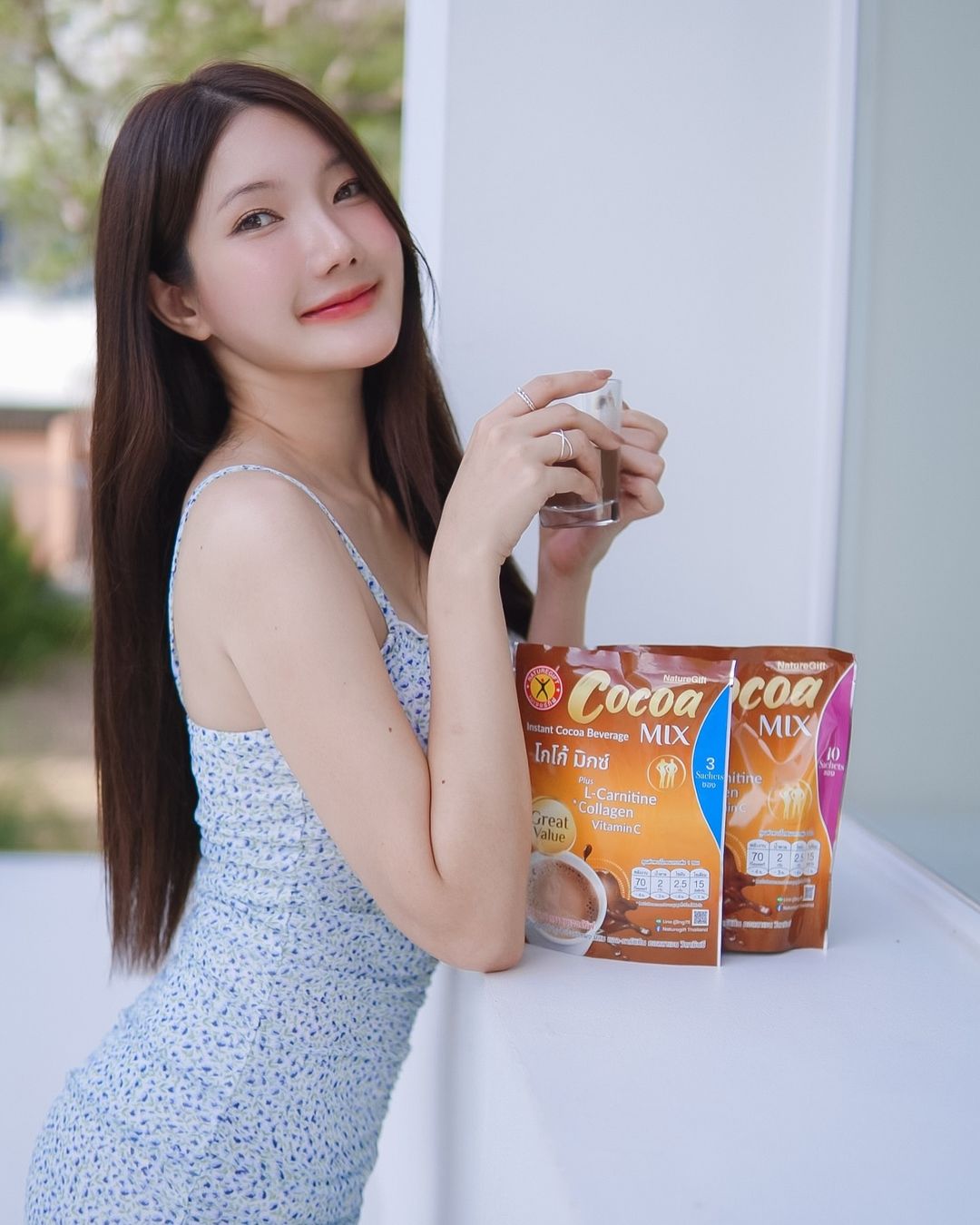 ครีม CreamLike 5 รูป | วันศุกร์...สีฟ้า