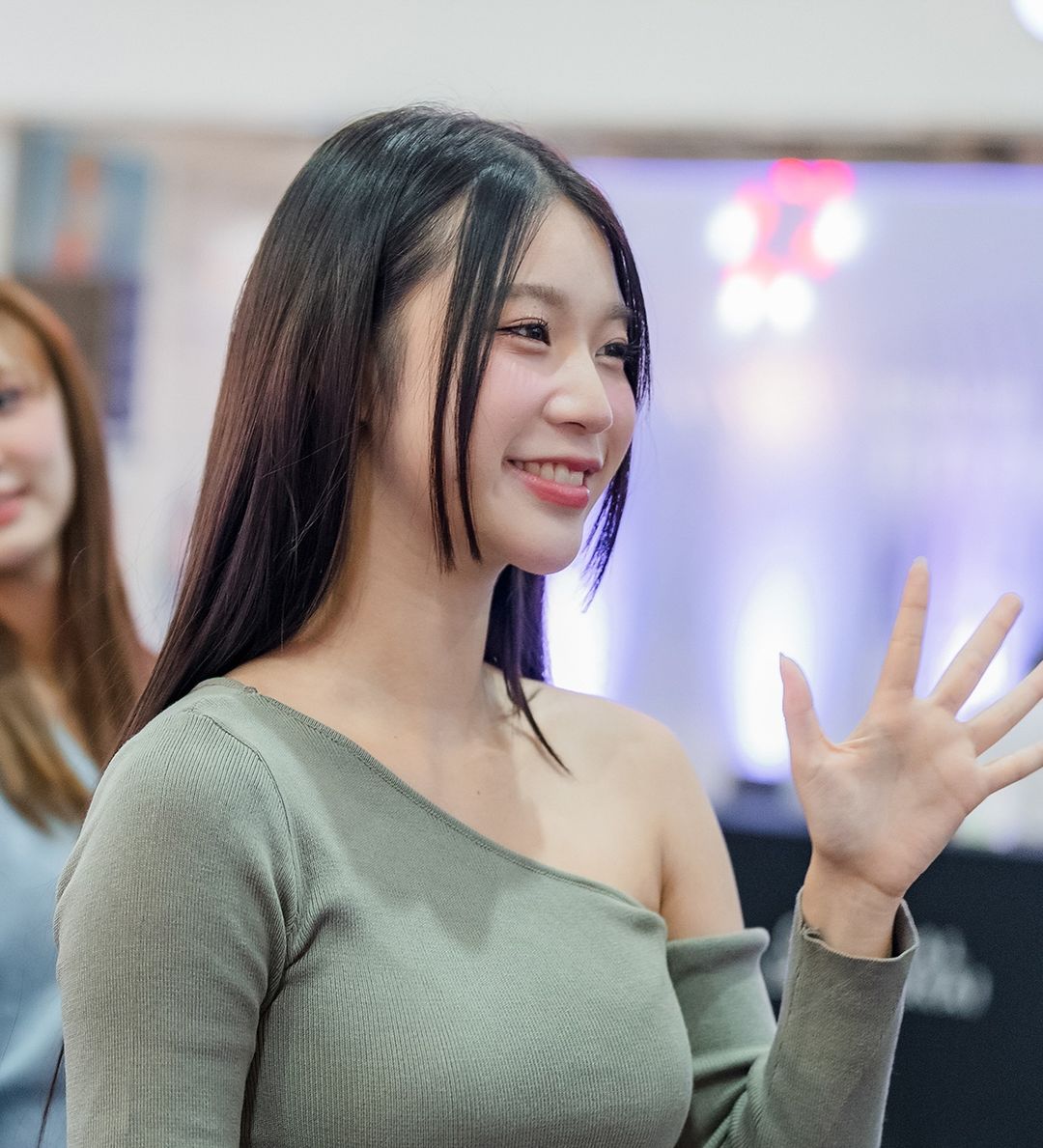 นีนี่ CGM48 8 รูป