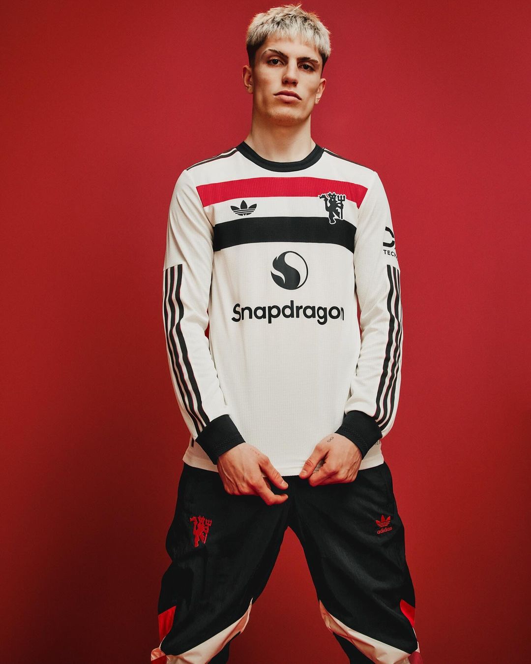 MUFC : เปิดตัวชุดแข่งใหม่ ชุดที่ 3