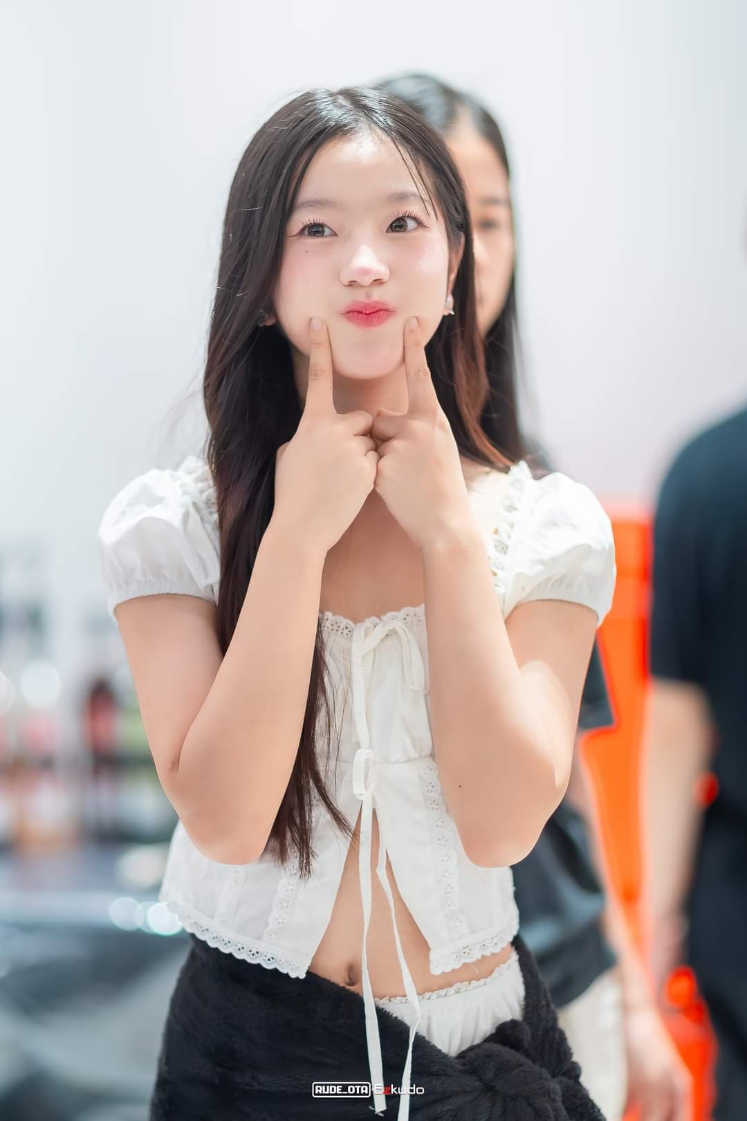 น้อง Niya BNK48 ก่อนนอน all the love in the world จริงๆ