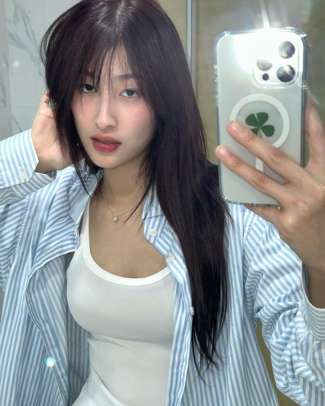 น้องพีค BNK48 3 รูป