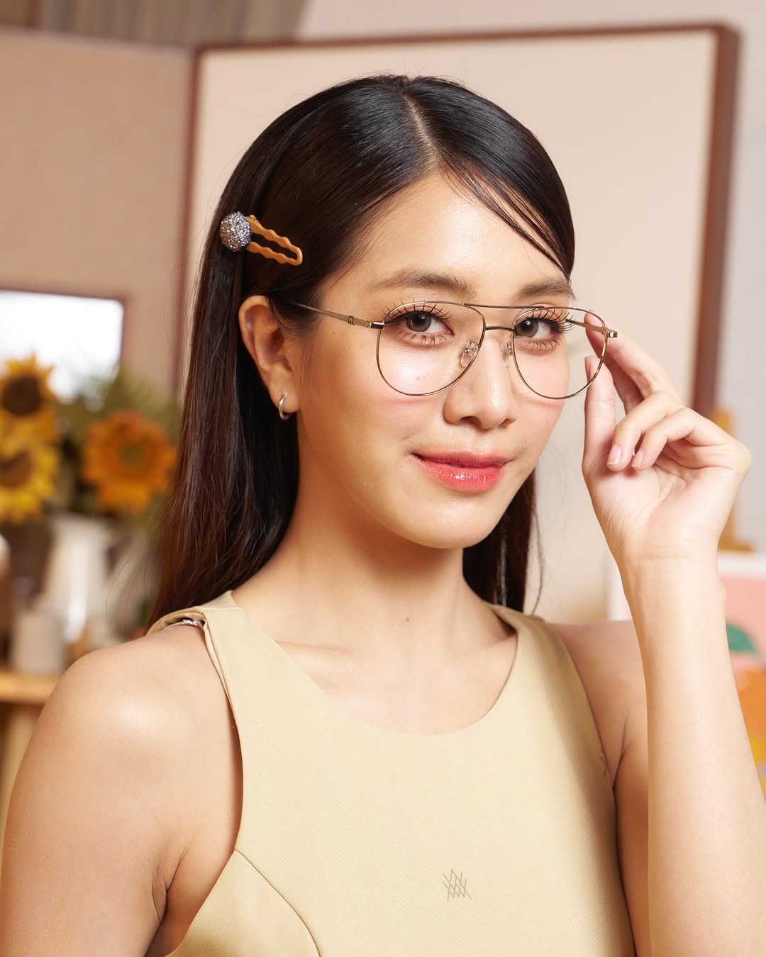 น้องมายด์ 4EVE 1 Set สาวแว่น