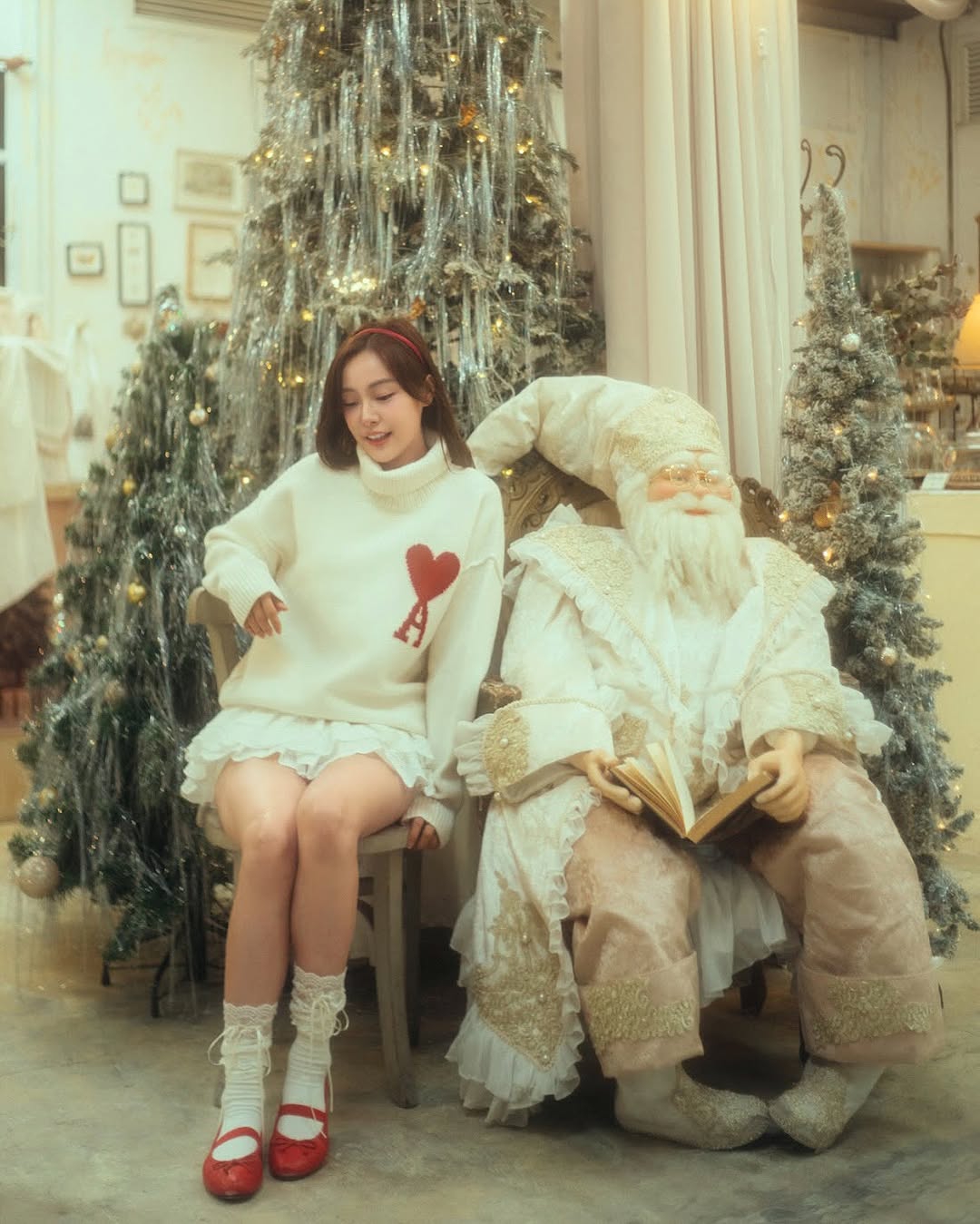 อุ้ม อิษยา Merry Christmas 1 SET