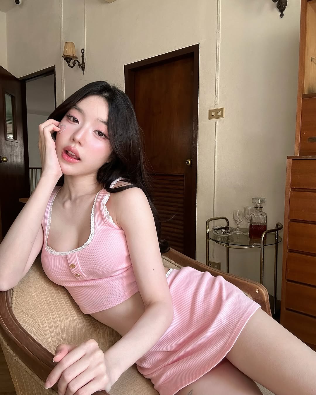 นีนี่ n.niniee ขาวอมชมพู 1 SET