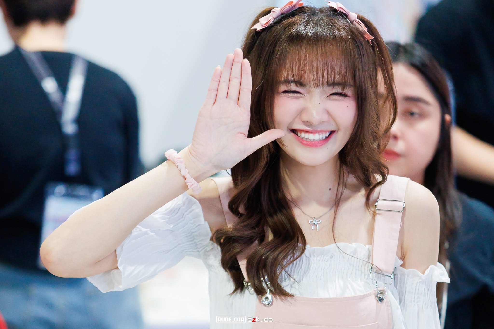 YOGHURT BNK48 : สวัสดีมีเมตตา